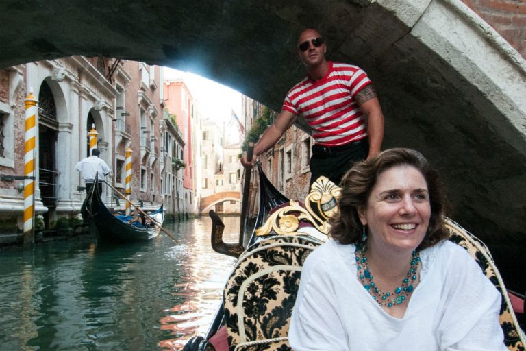 WOW Moment: A Helicopter Ride Over The Great Wall of China
